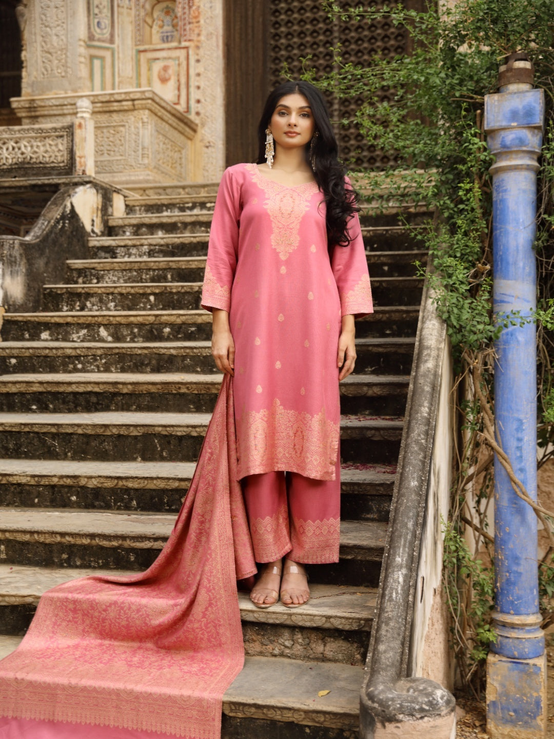 Kidar's D. Onion Acrylic Woolen Kurta Set